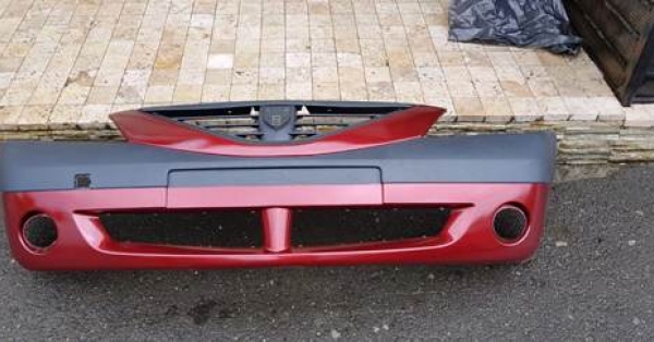 Bara fata cu proiectoare Dacia Logan 04 - 09 PH1 , vopsita rosu 21B 6402